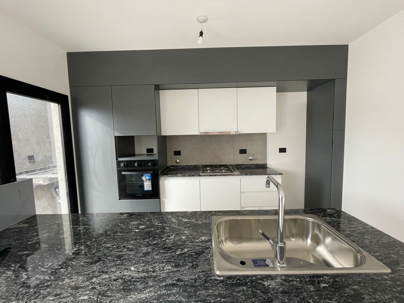 Casa 2d escritorio 2b ampliable en lote de 258 mts - Posesión Inmediata