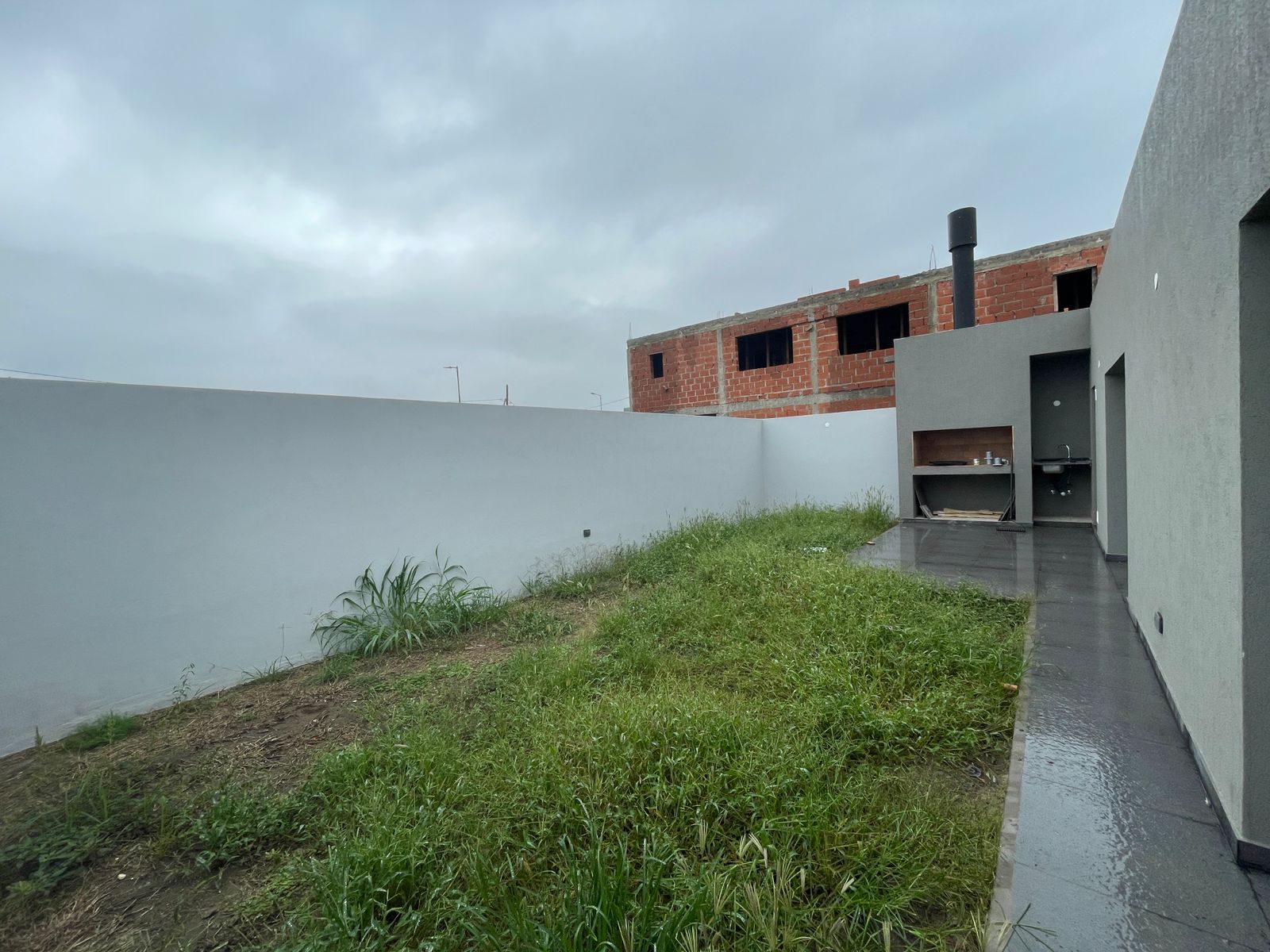 Casa 2d escritorio 2b ampliable en lote de 258 mts - Posesión Inmediata